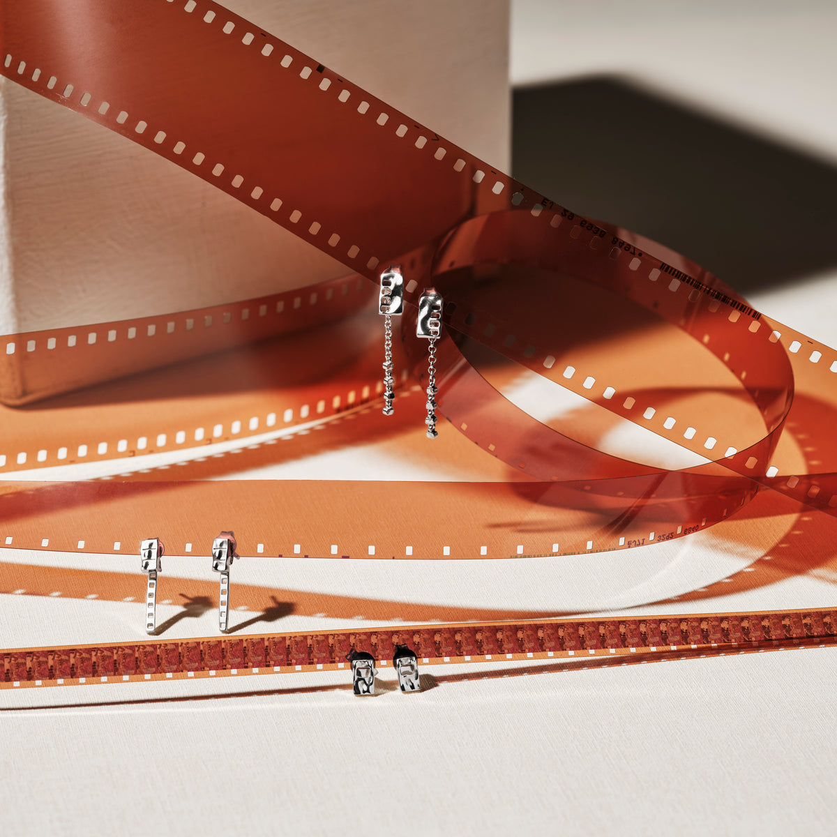 8mm Stud Earrings – From The Silver Screen